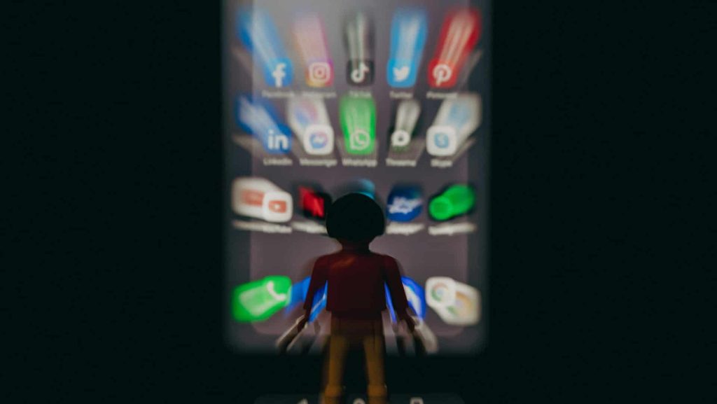 WhatsApp, stop per questi smartphone dal 1° luglio 2025