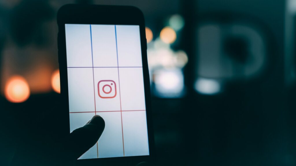 Instagram cambia i requisiti per le dirette live